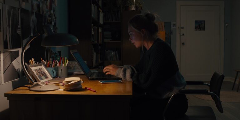 Mastering Practical Lighting in Film: A Cinematographer's Guide - DpDiaries